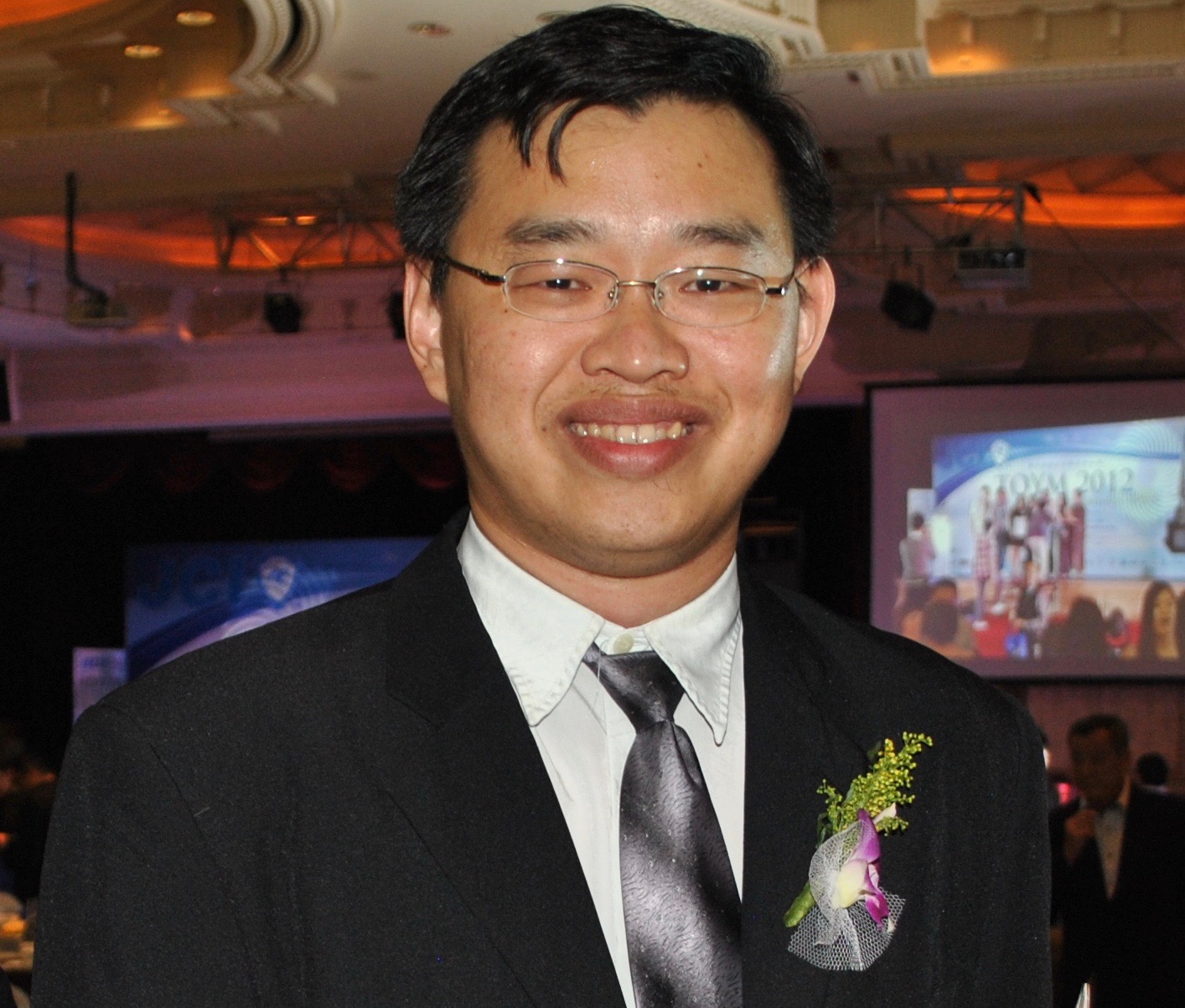 Professor Dominic Foo - Surrey IAS